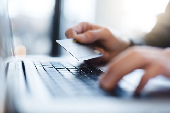 Verification of Payee (VoP) für Überweisungen | Finance | Haufe