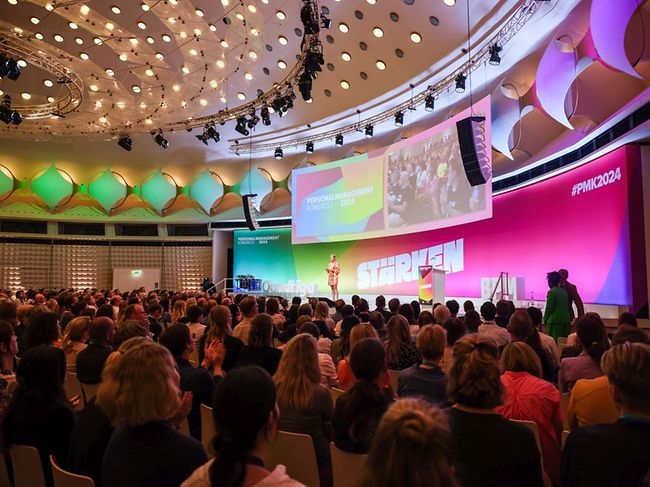 PMK 2024: Mit vereinten HR-Kräften gegen Polarisierung | Personal | Haufe